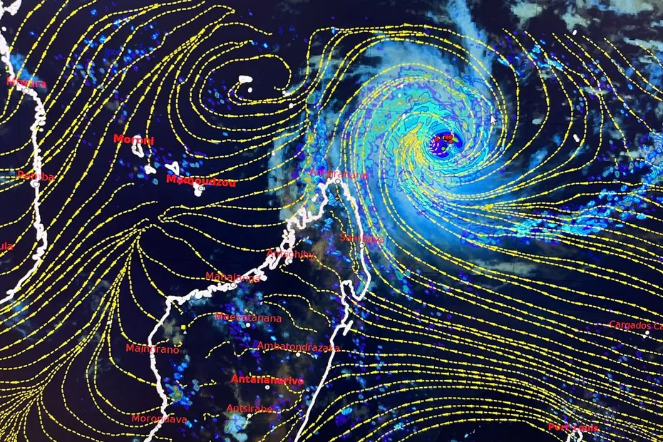 Cyclone Chido : Réflexions, mobilisation et lutte pour la dignité des ...